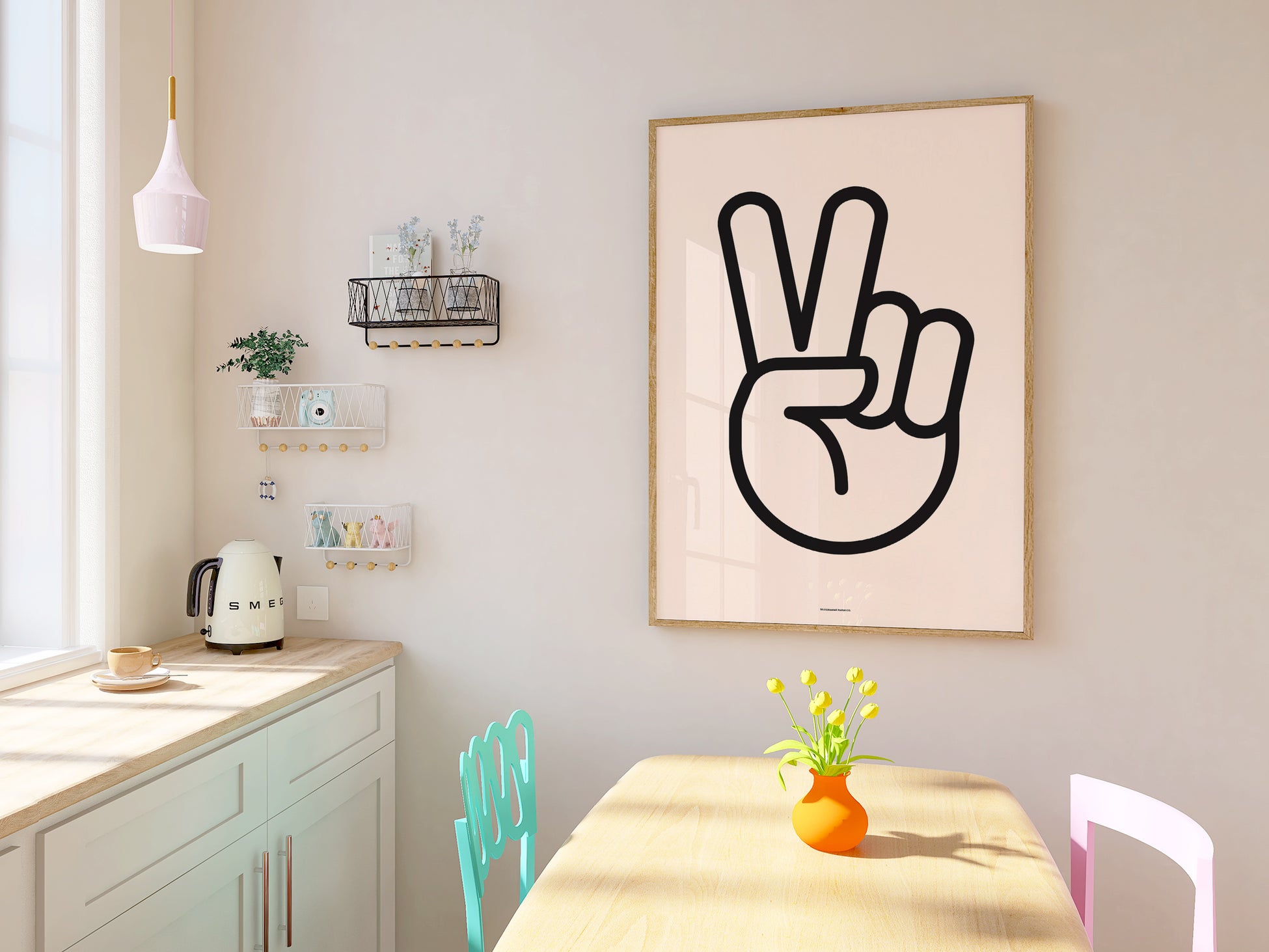 Minimalist Graphic Hand Peace Sign Bold Outline Wall Art Print – Telegramme